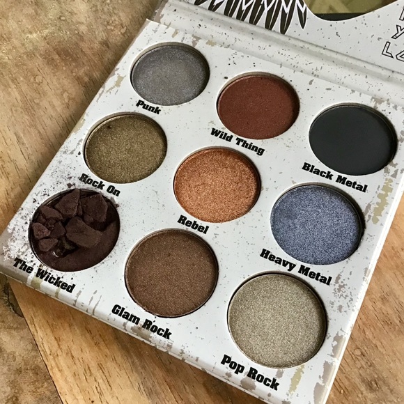 Crown Pro | Makeup | New Crown Pro Glam Metals Eyeshadow Palette | Poshmark